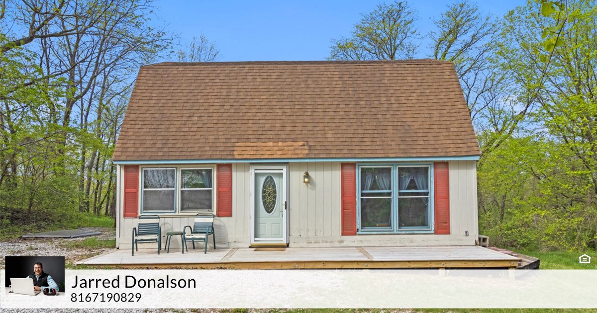 12260 McLiney Ct, Platte City, MO 64079